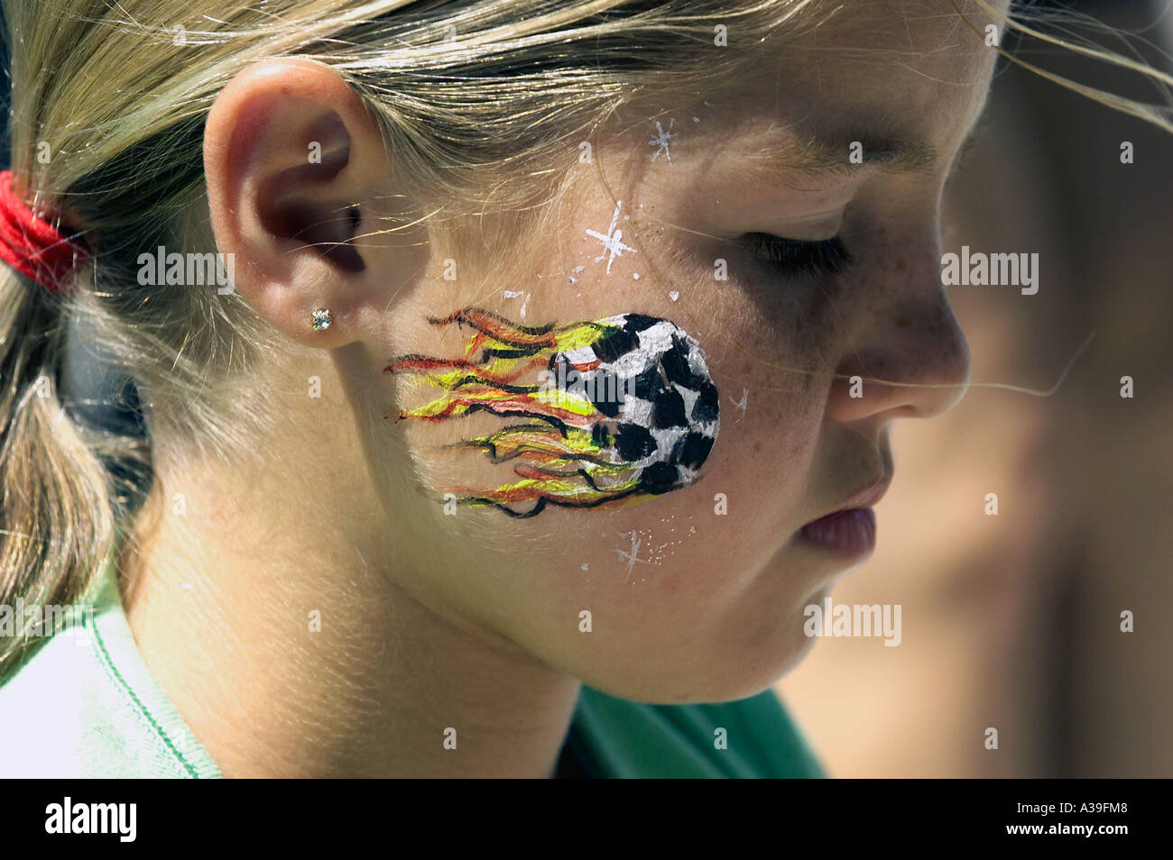 Soccer ball face paint hi-res stock photography and images - Alamy