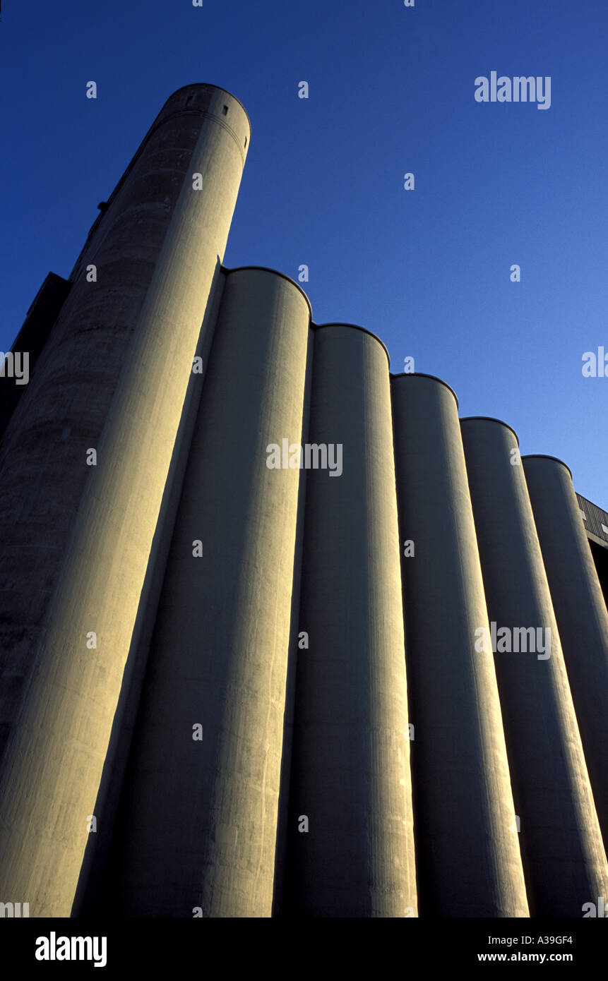 Long cylinder hi-res stock photography and images - Alamy