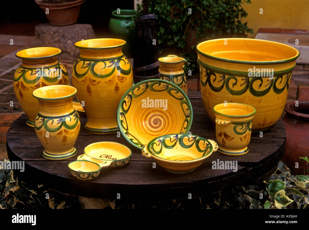 pottery for sale, pottery shop, town of Vallauris, Vallauris, France ...