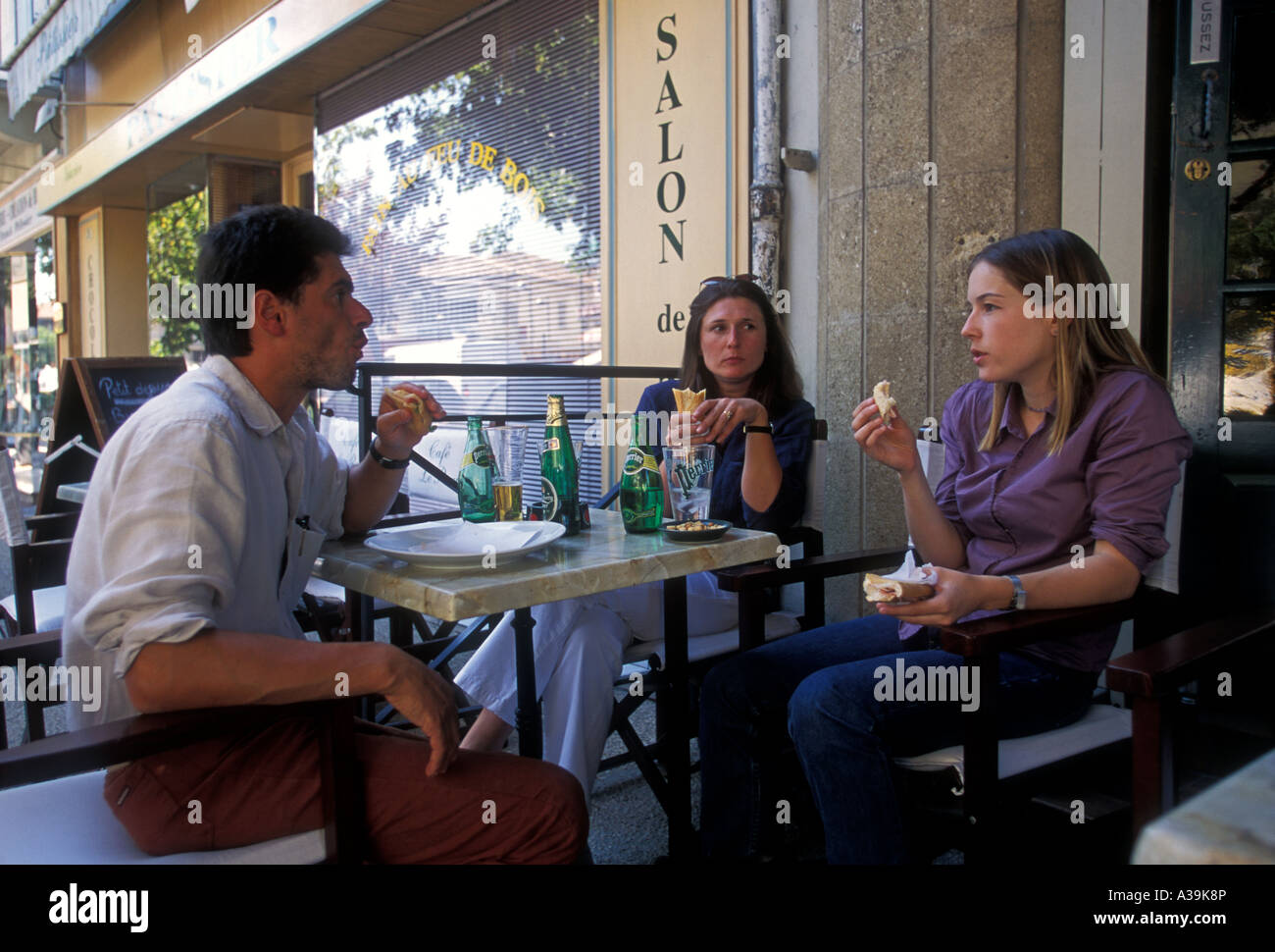 French people, friends, getting together, outdoor cafe, outdoor ...