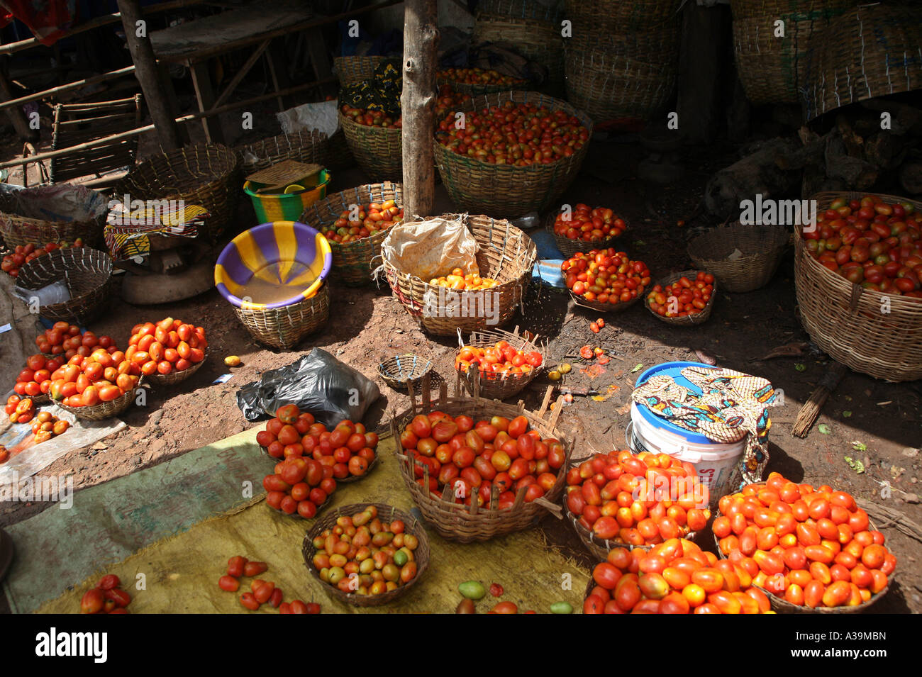 A tomato stall in a local market Bamako Mali, Africa Stock Photo - Alamy