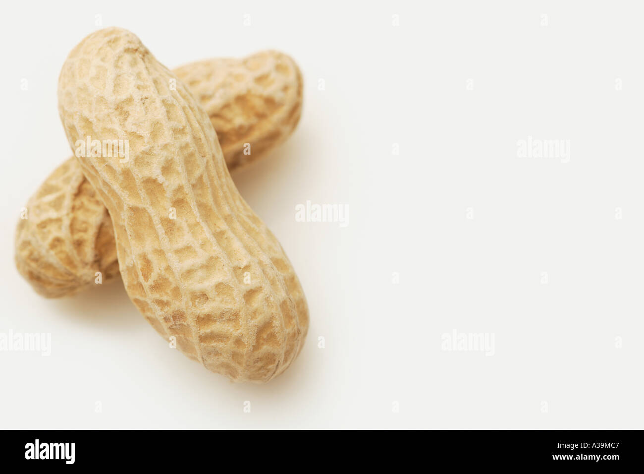 Peanuts with no shells hi-res stock photography and images - Alamy
