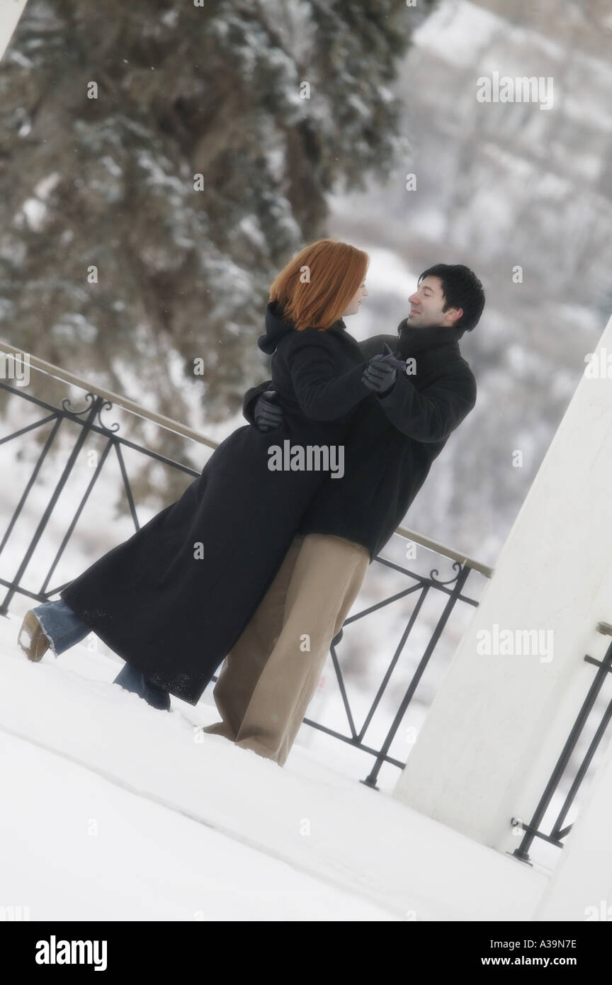 Couple dancing alone outdoors hi-res stock photography and images - Alamy