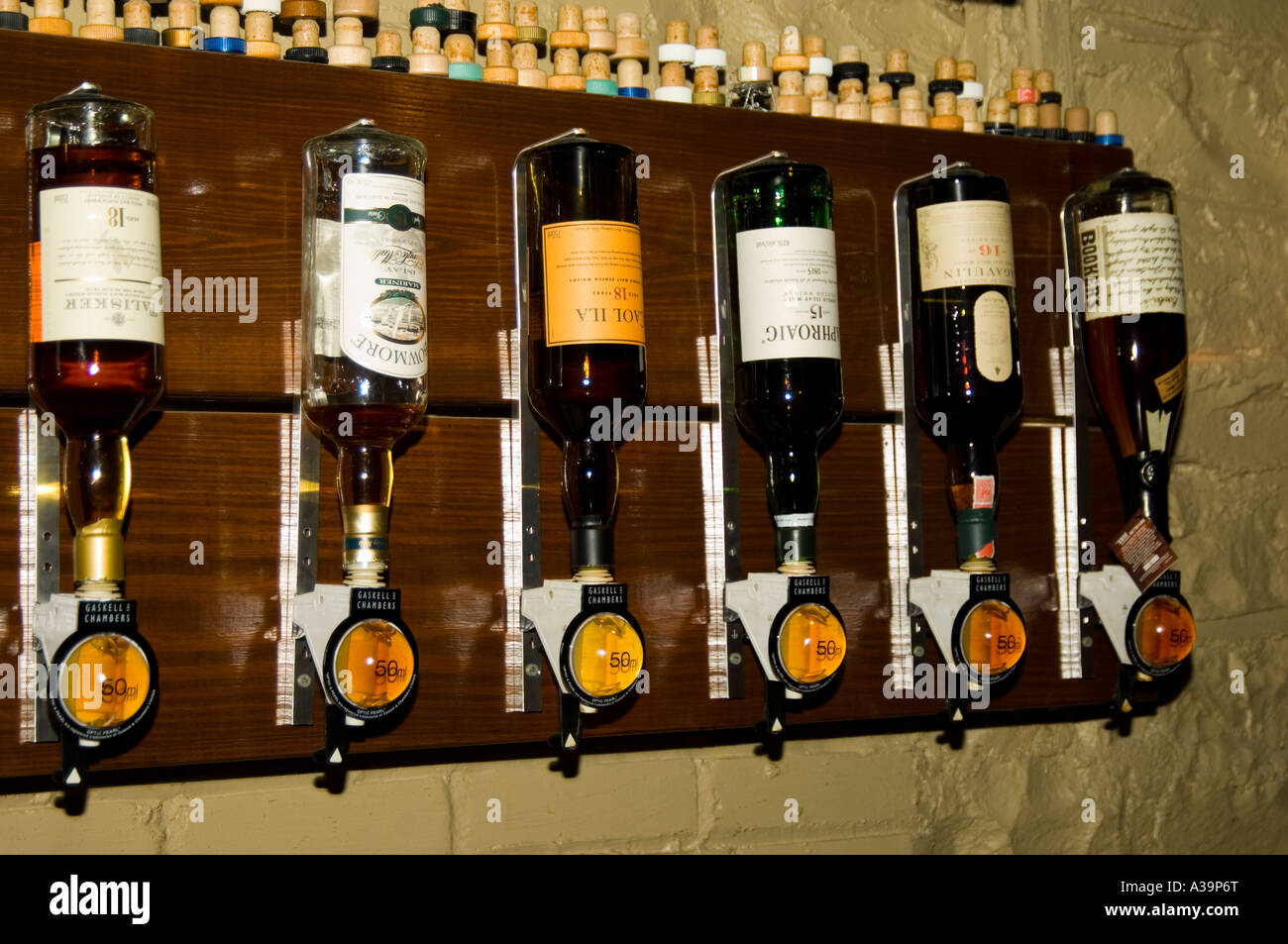 Alcohol bottles in pub Stock Photo - Alamy