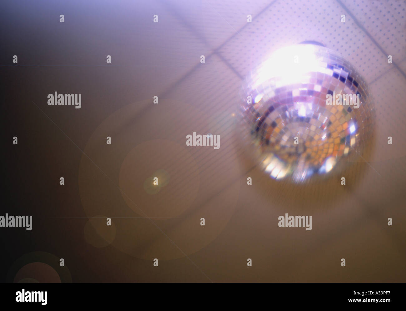 Dance hall mirror ball hi-res stock photography and images - Alamy