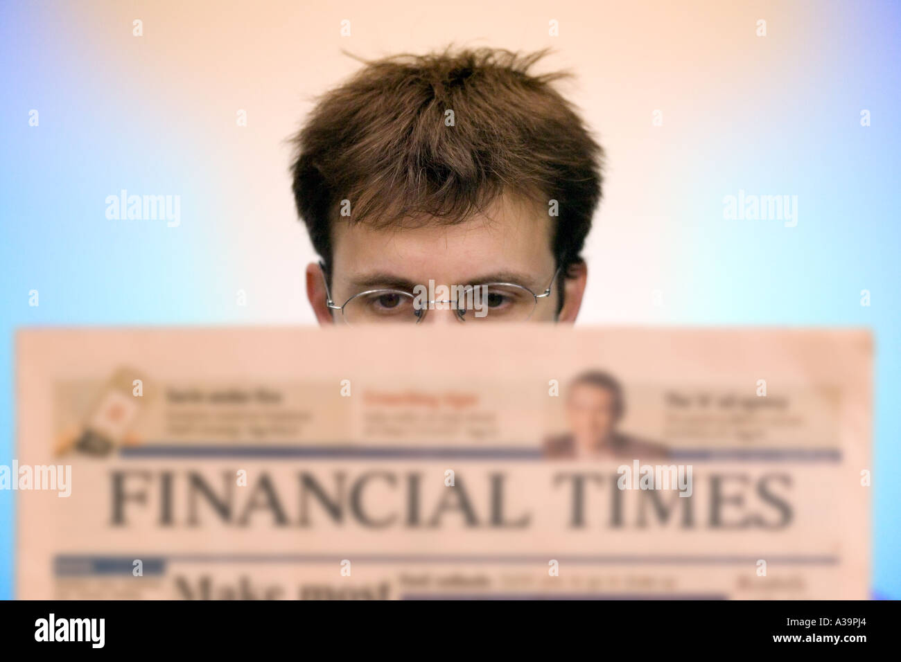 Ft headline hi-res stock photography and images - Alamy