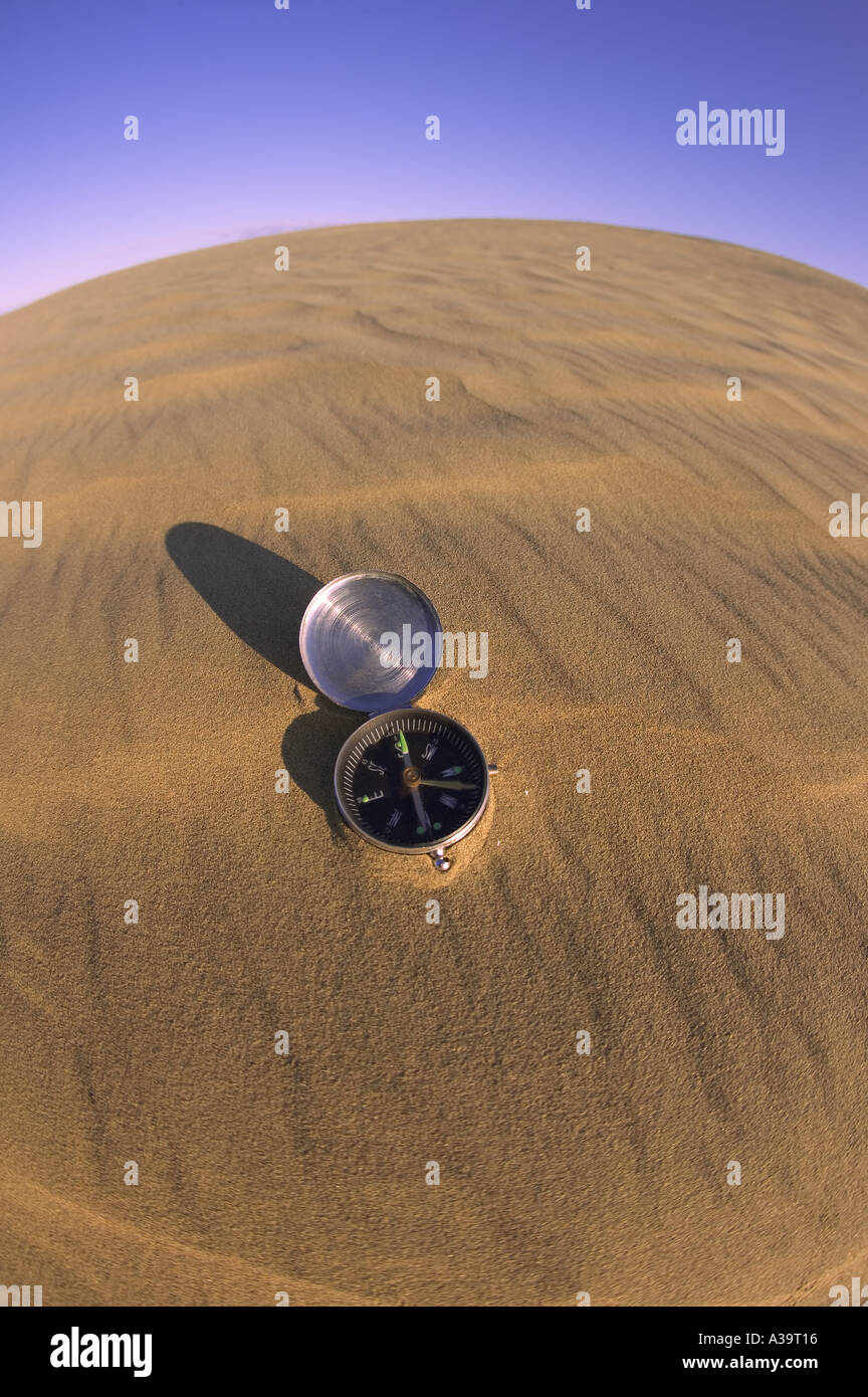 How to make a compass hi-res stock photography and images - Alamy