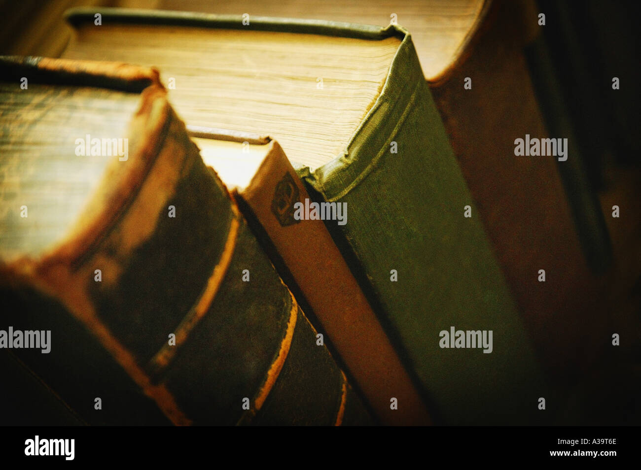 Outdated textbooks hi-res stock photography and images - Alamy