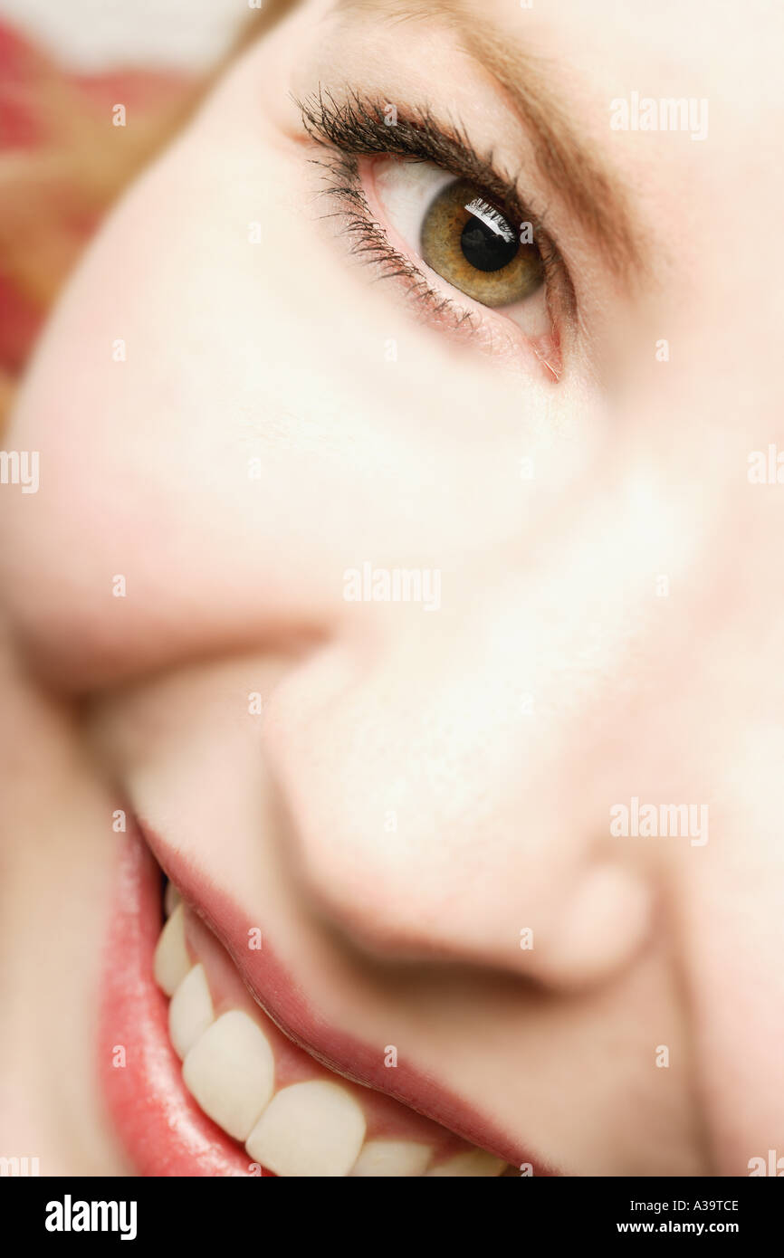 Female hazel eye close up hi-res stock photography and images - Alamy