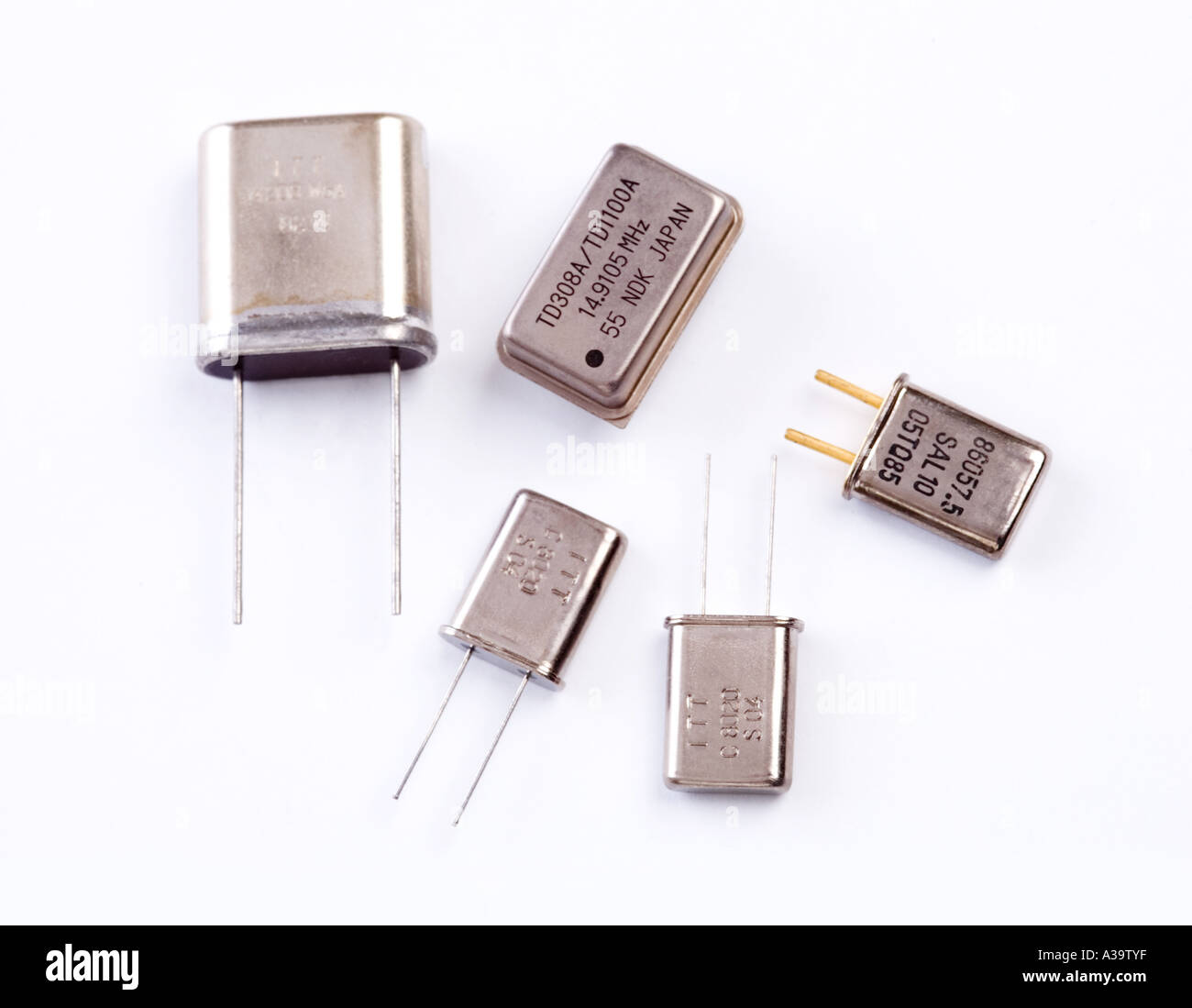 Piezoelectric crystals hi-res stock photography and images - Alamy