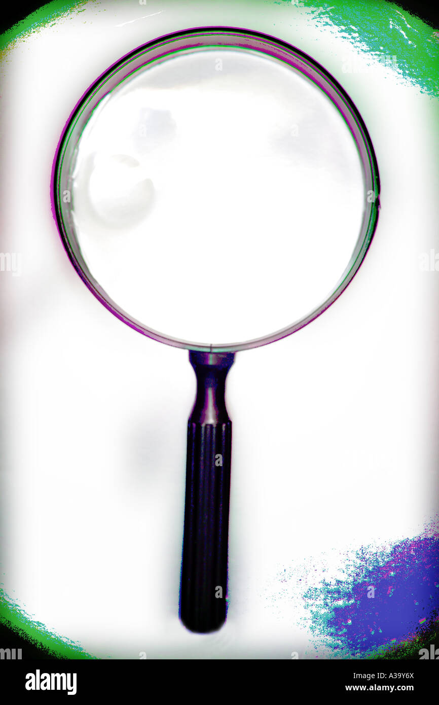 Private eye magnifying glass hi-res stock photography and images - Alamy