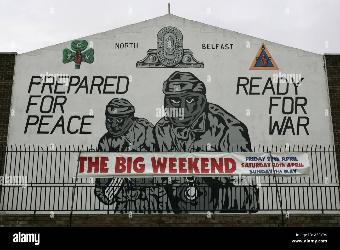 UVF PAF YCV loyalist terrorist wall mural tigers bay belfast county ...