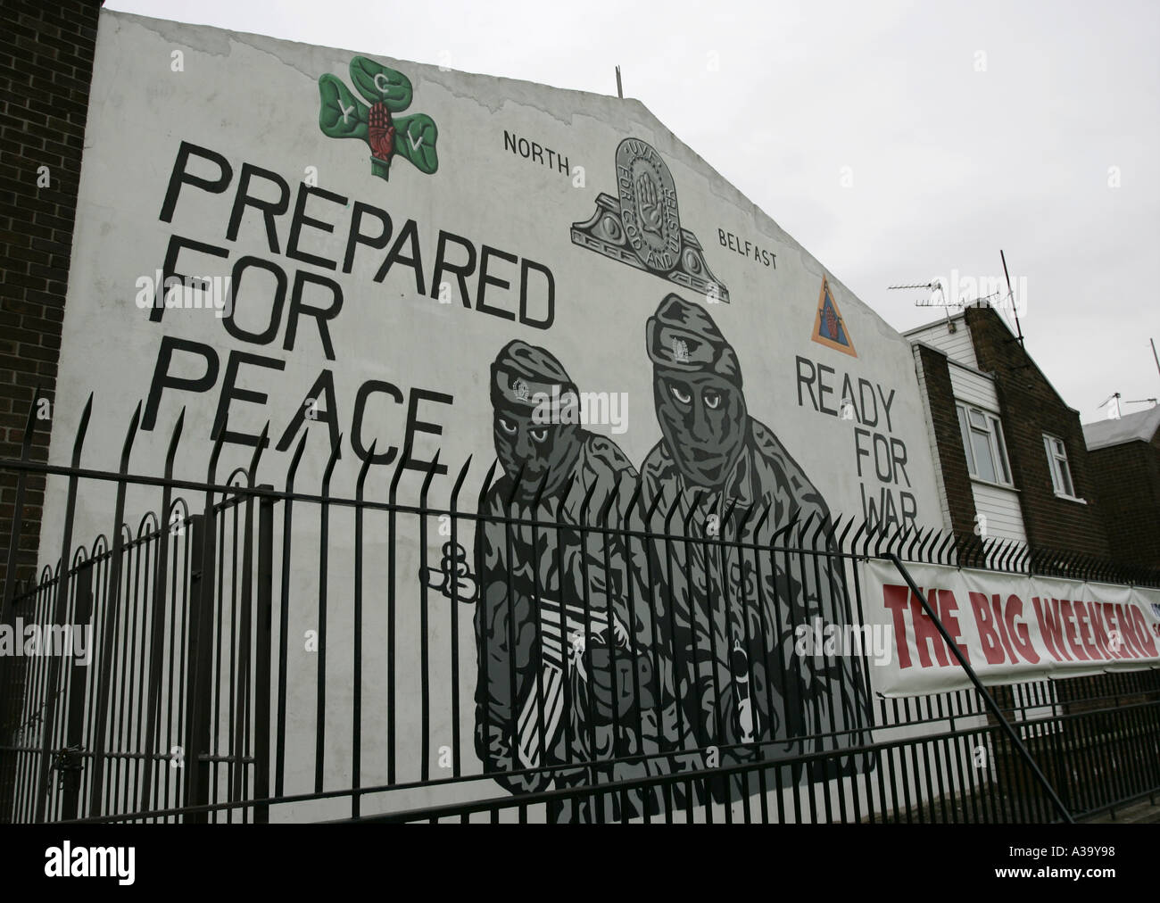 UVF PAF YCV loyalist terrorist wall mural tigers bay belfast county ...