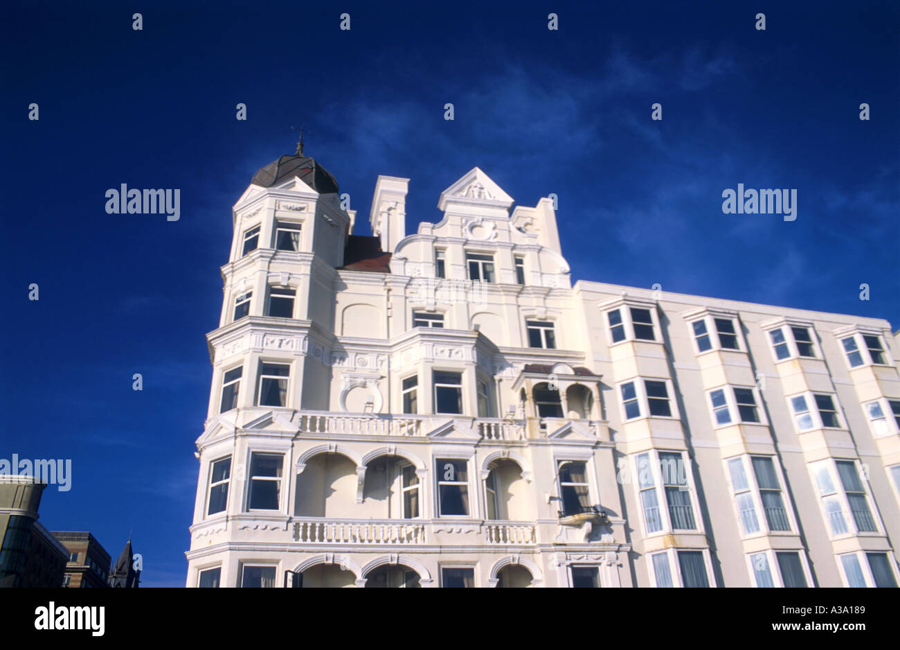 Brighton seafront 2002 hi-res stock photography and images - Alamy