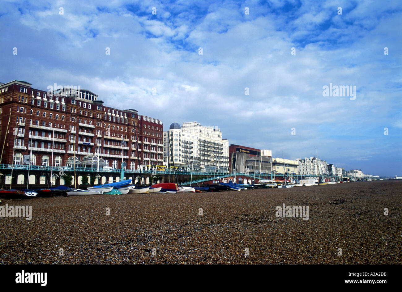 Brighton seafront 2002 hi-res stock photography and images - Alamy
