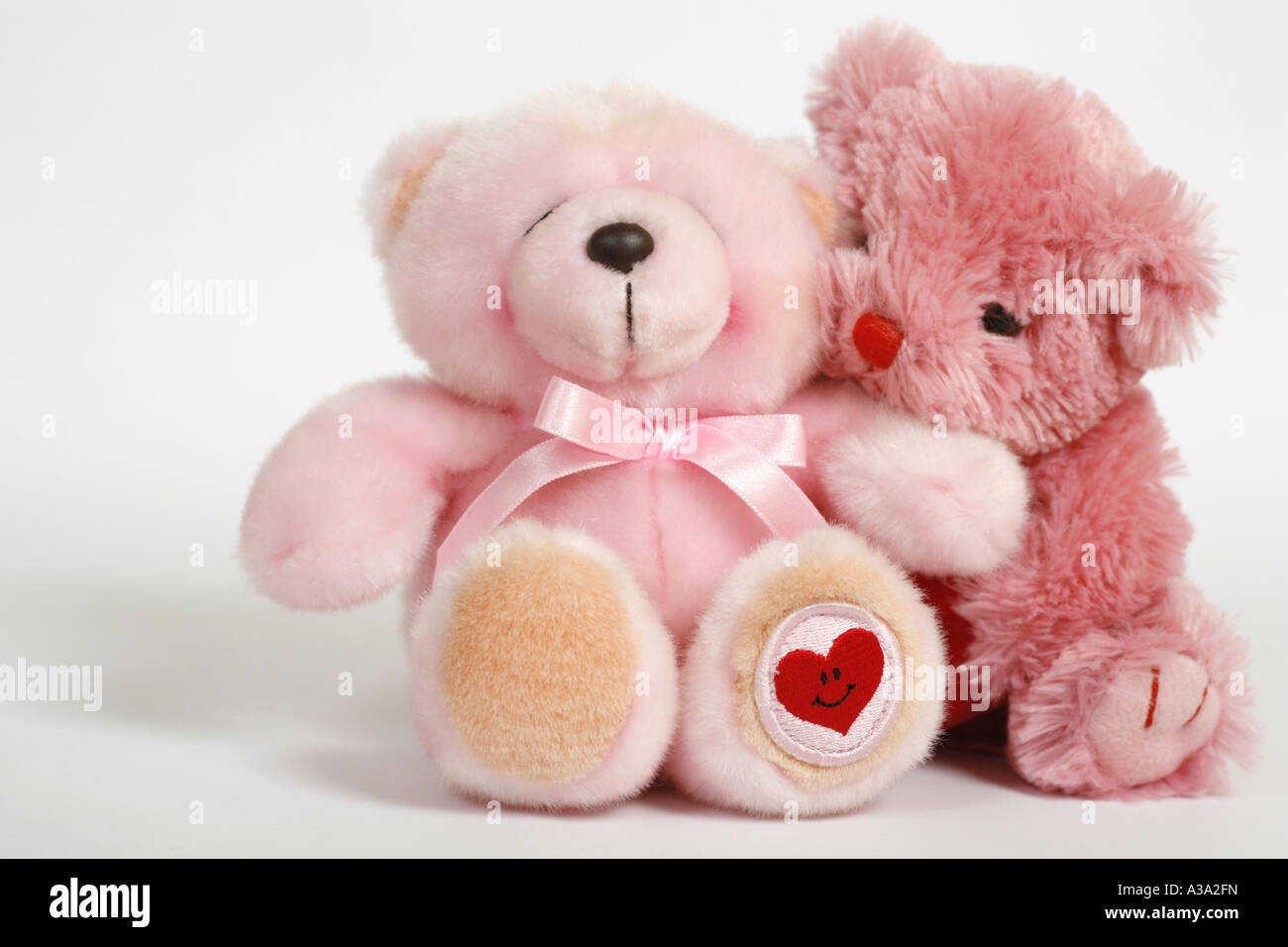 Teddy bears in love Stock Photo - Alamy