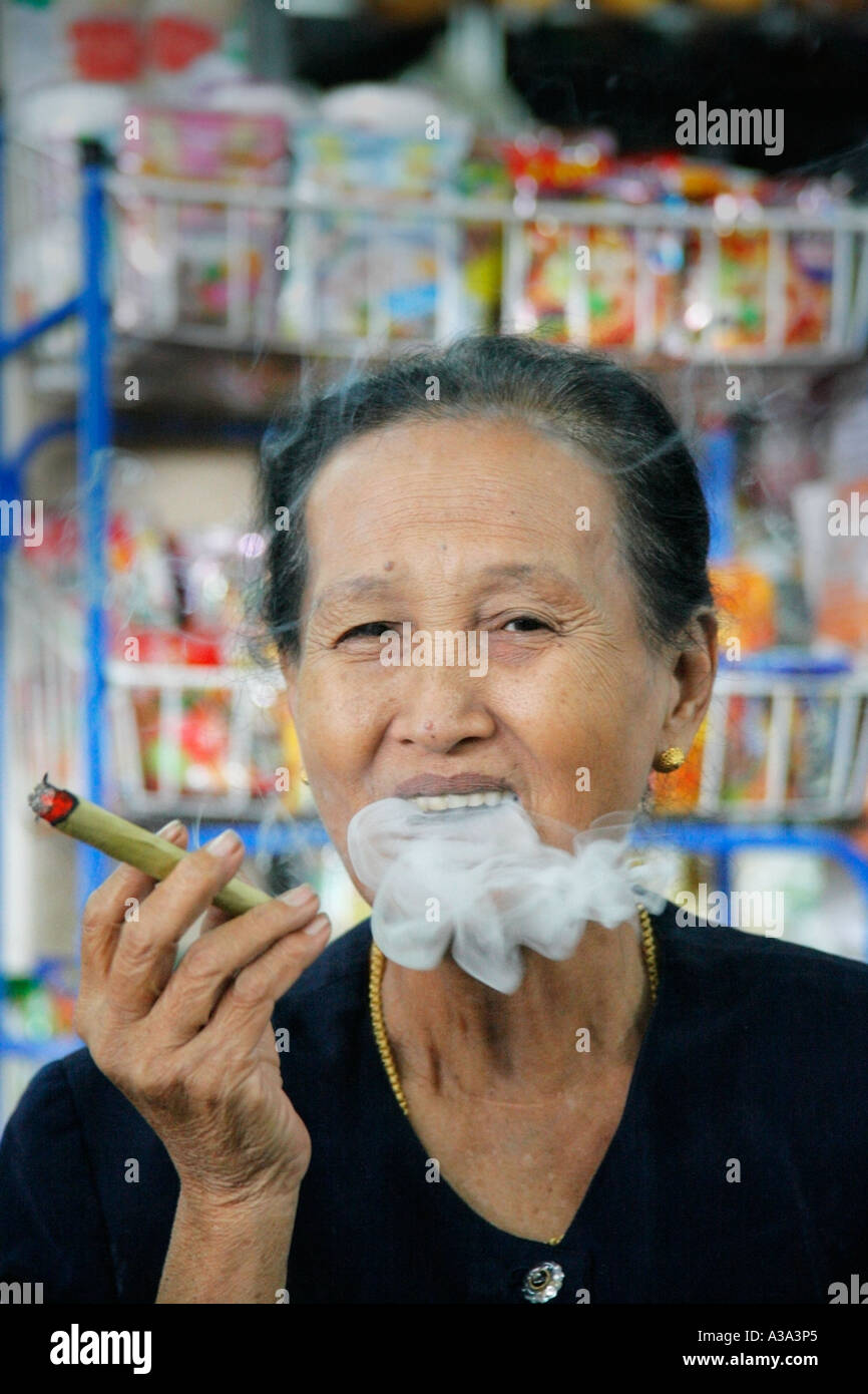Women Smoking Cigar High Resolution Stock Photography and Images - Alamy