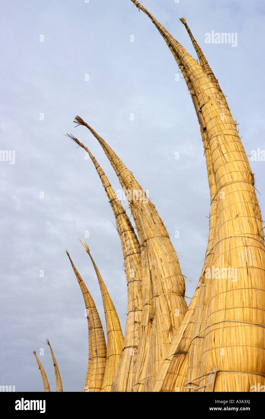 Caballitos de totora hi-res stock photography and images - Alamy
