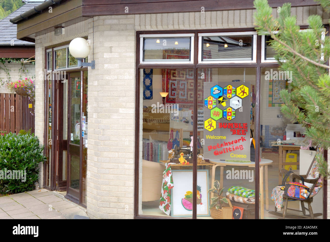 Outdoors patchwork quilt hi-res stock photography and images - Alamy