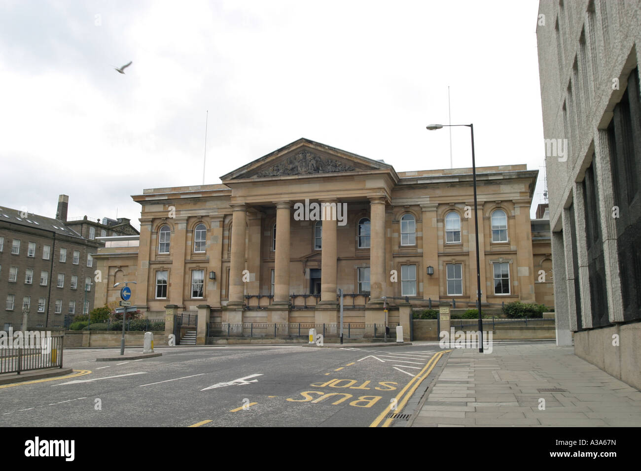 Dundee sheriff court hi-res stock photography and images - Alamy