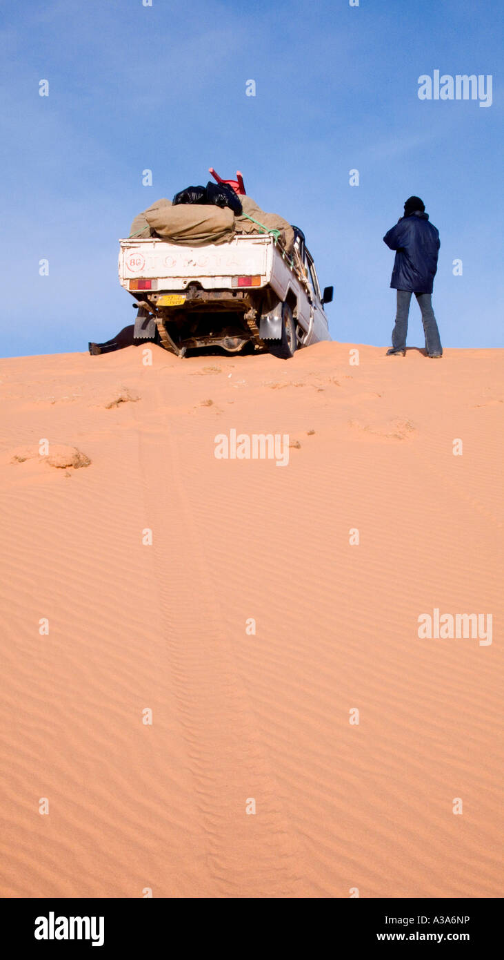 Four wheel drive safari into the Sahara Desert Libya Stock Photo - Alamy