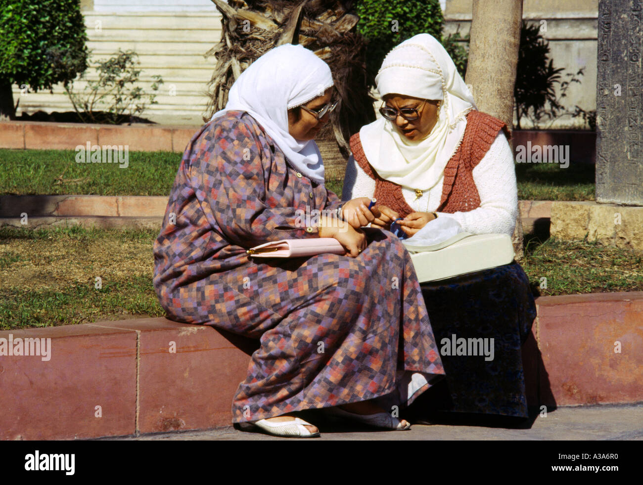 Cairo Egypt Students In Grounds Of National Museum Stock Photo - Alamy