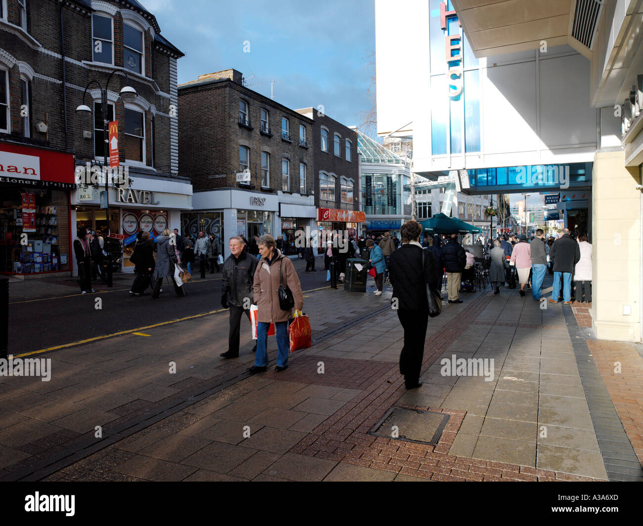 Sutton High Street Pedestrian Zone January Sales Stock Photo - Alamy