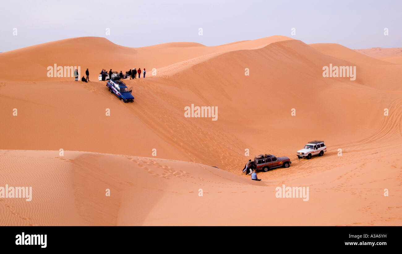 Four wheel drive safari in the Sahara Desert Libya Stock Photo - Alamy