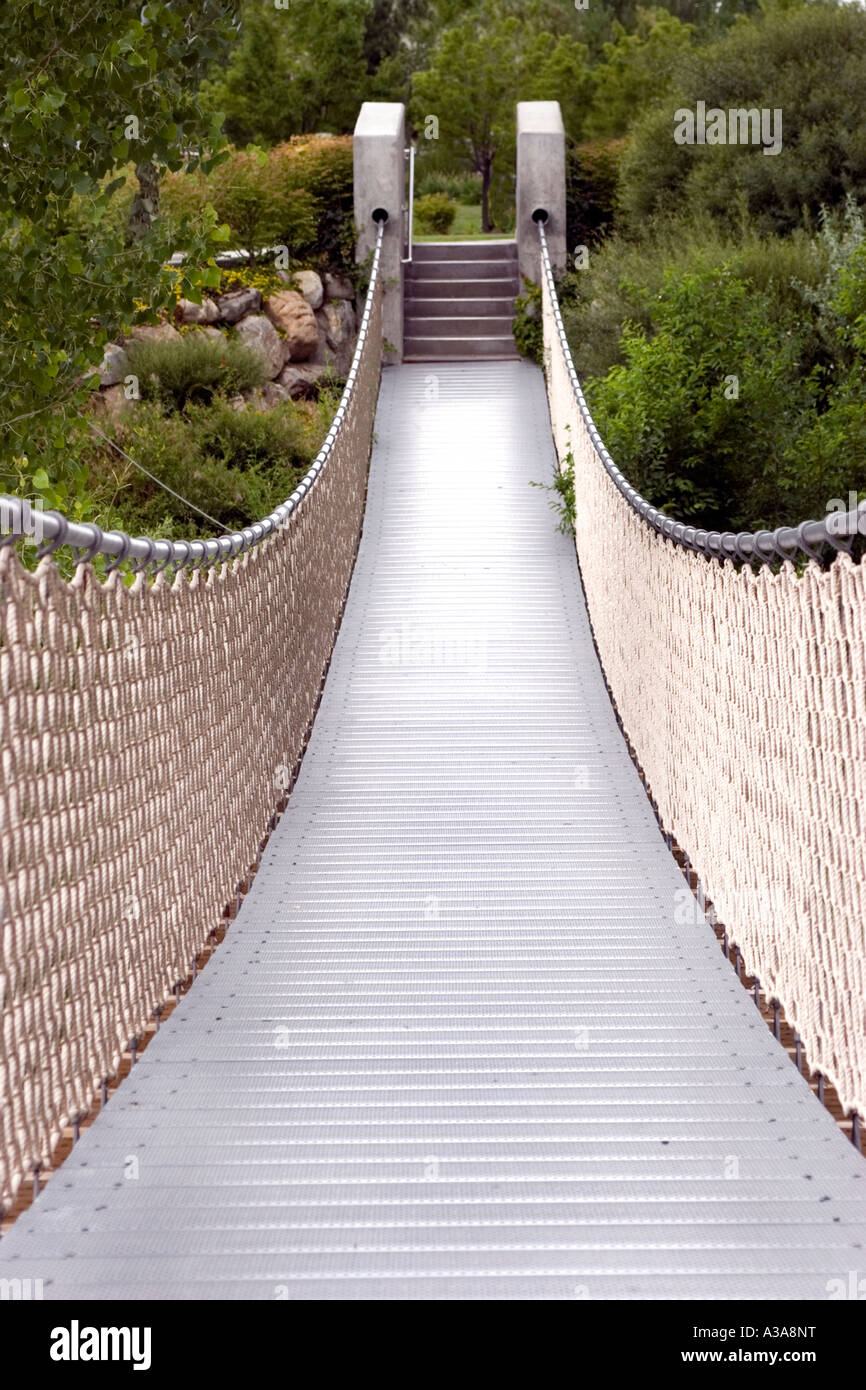 Rope bridge to cross river hi-res stock photography and images - Alamy