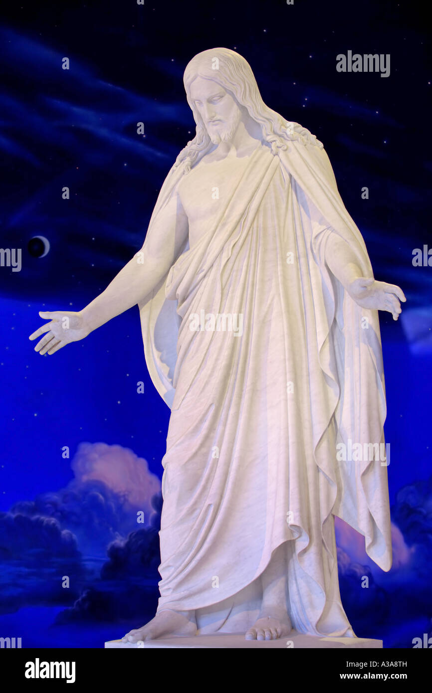 Jesus Arms Outstretched Statue