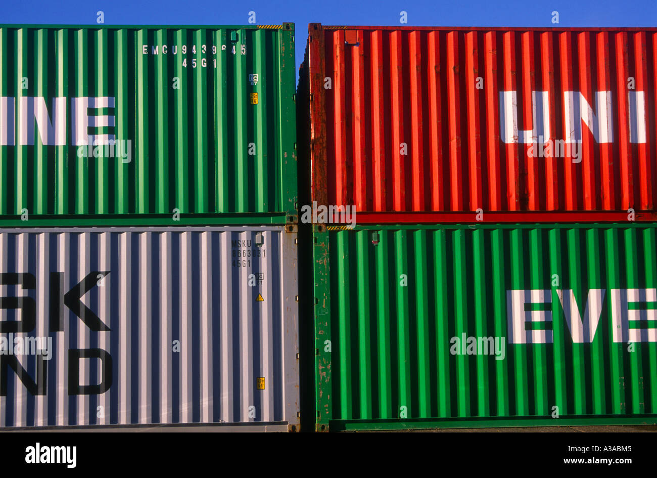 Maersk sealand containers hi-res stock photography and images - Alamy