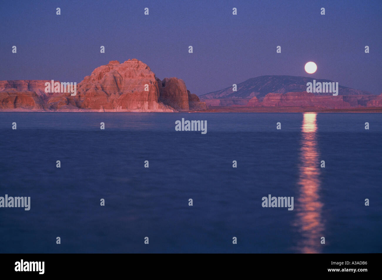 Moonrise over mountain peaks hi-res stock photography and images - Alamy