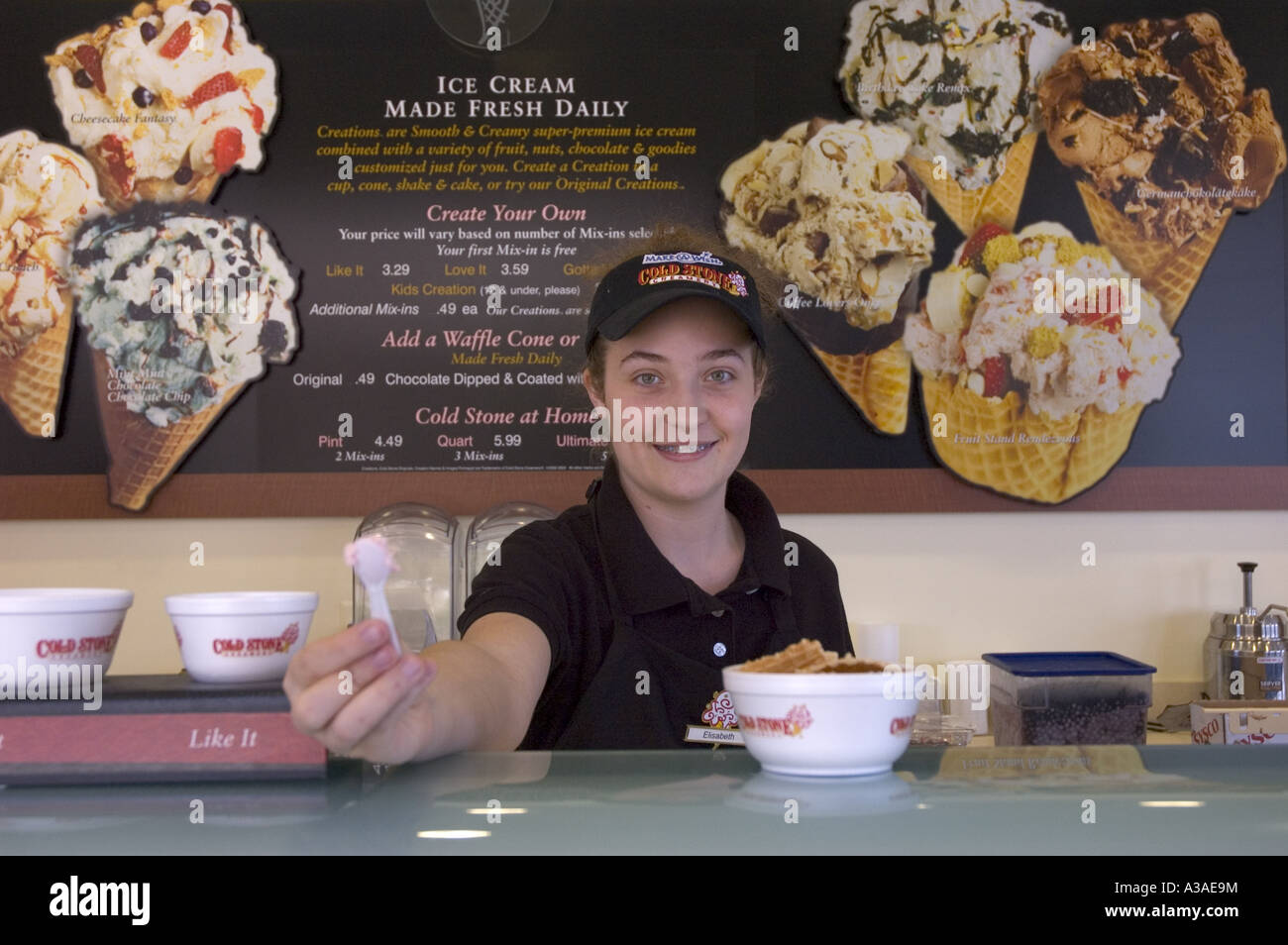 Cold stone creamery hi-res stock photography and images - Alamy