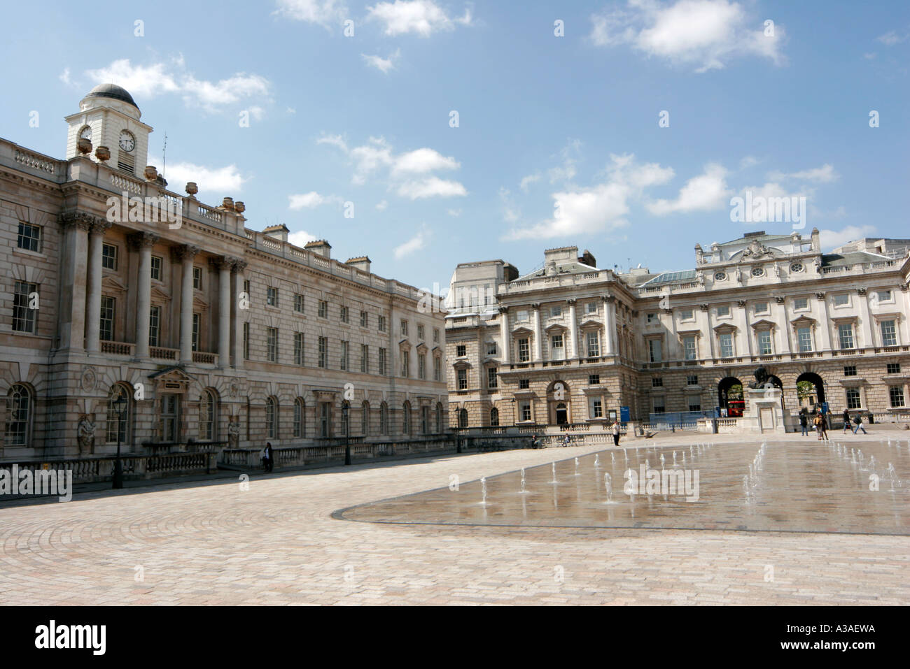 Somerset house court yard hi-res stock photography and images - Alamy