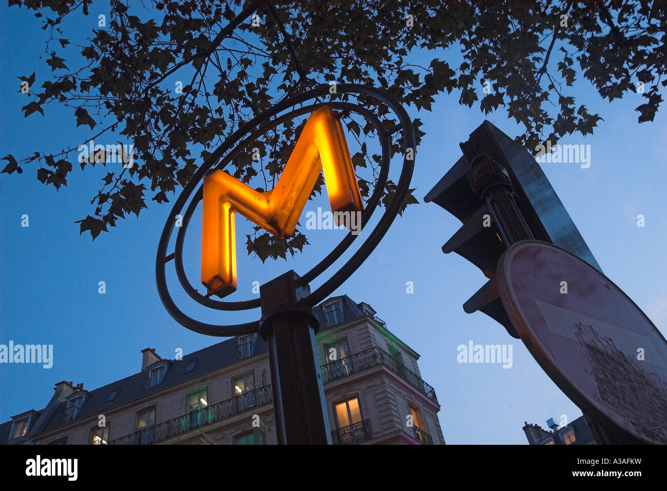 illuminated metro sign paris france eu europe Stock Photo - Alamy
