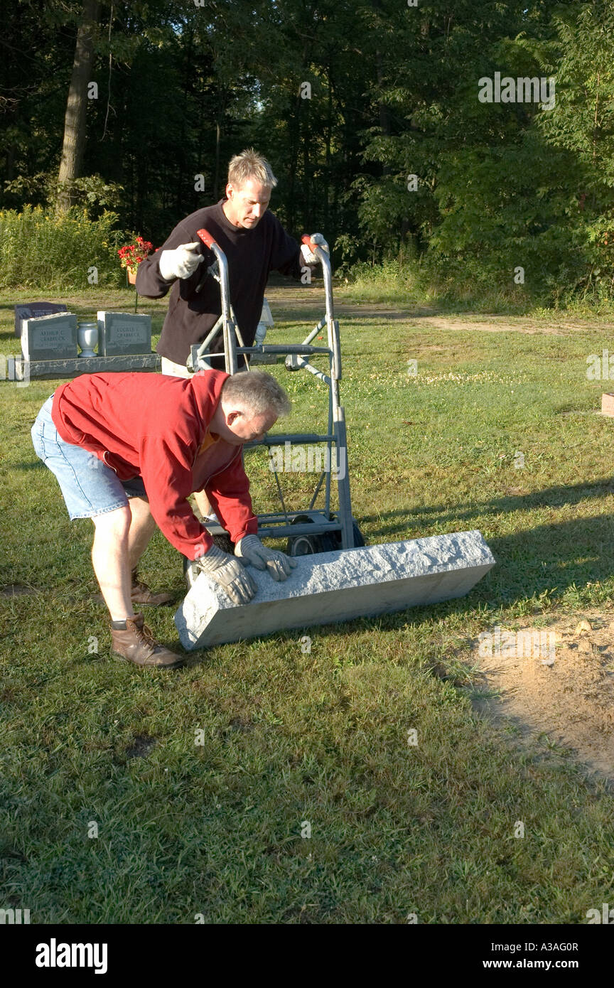 P33 014 Gravestone 10 Setting The Footing Stock Photo - Alamy