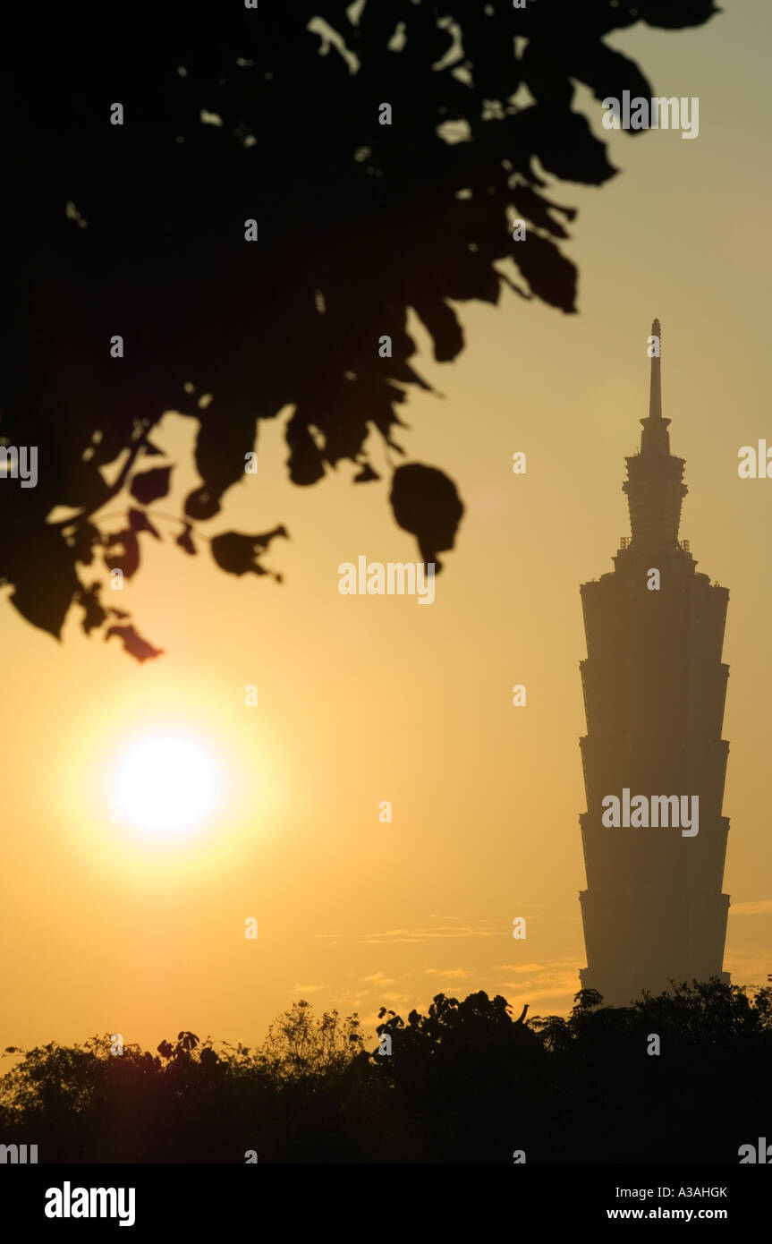 sunset Taipei 101 building world s highest Taipei city Taiwan China ...