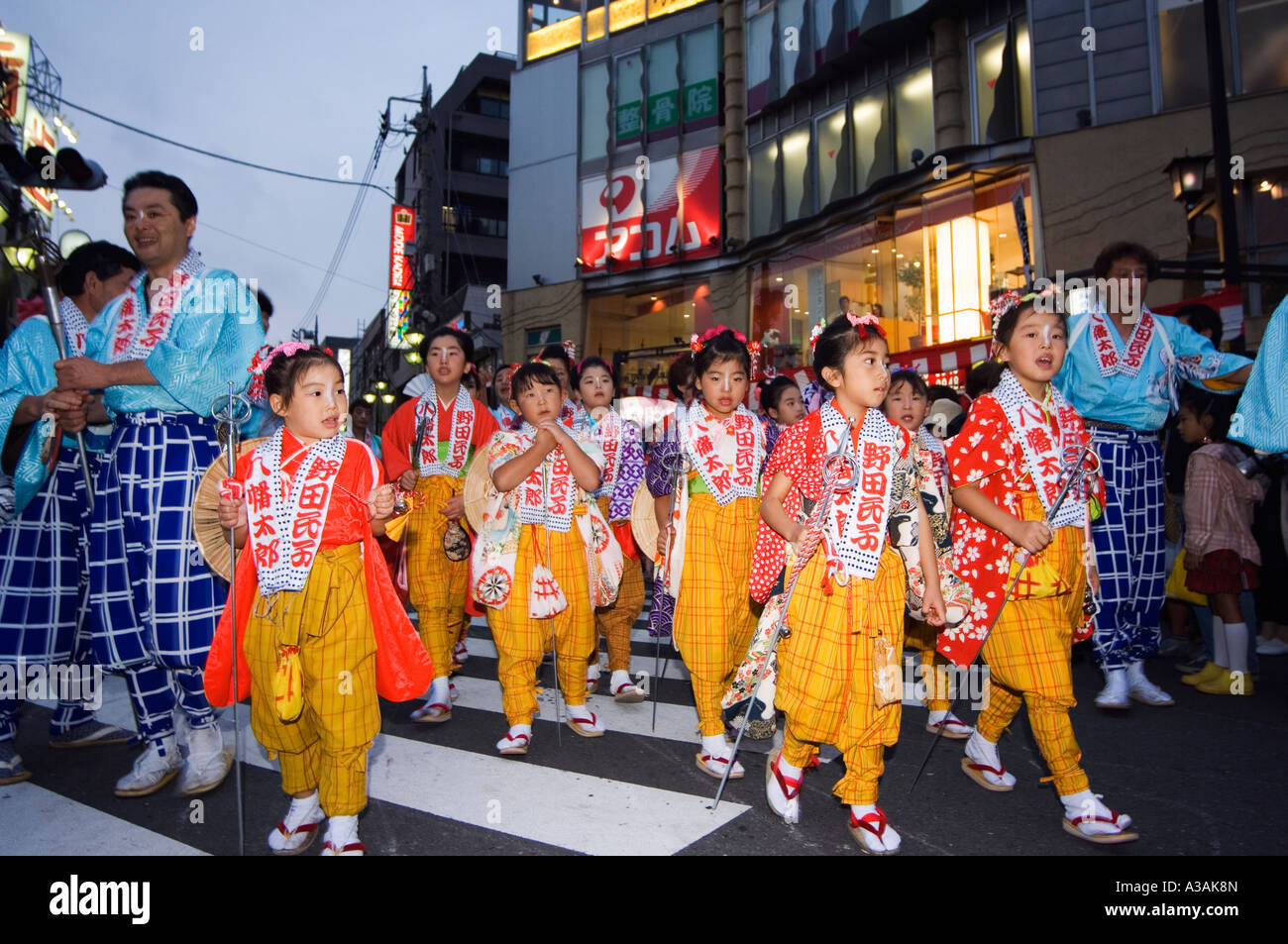 Historical festive procession children hi-res stock photography and ...