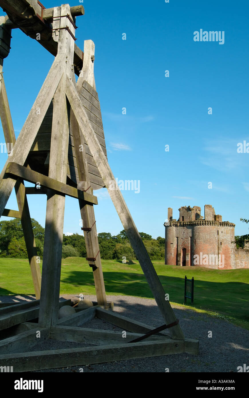 Trebuchet Reproduction Siege Engine at Caerlaverock Castle Dumfries and ...