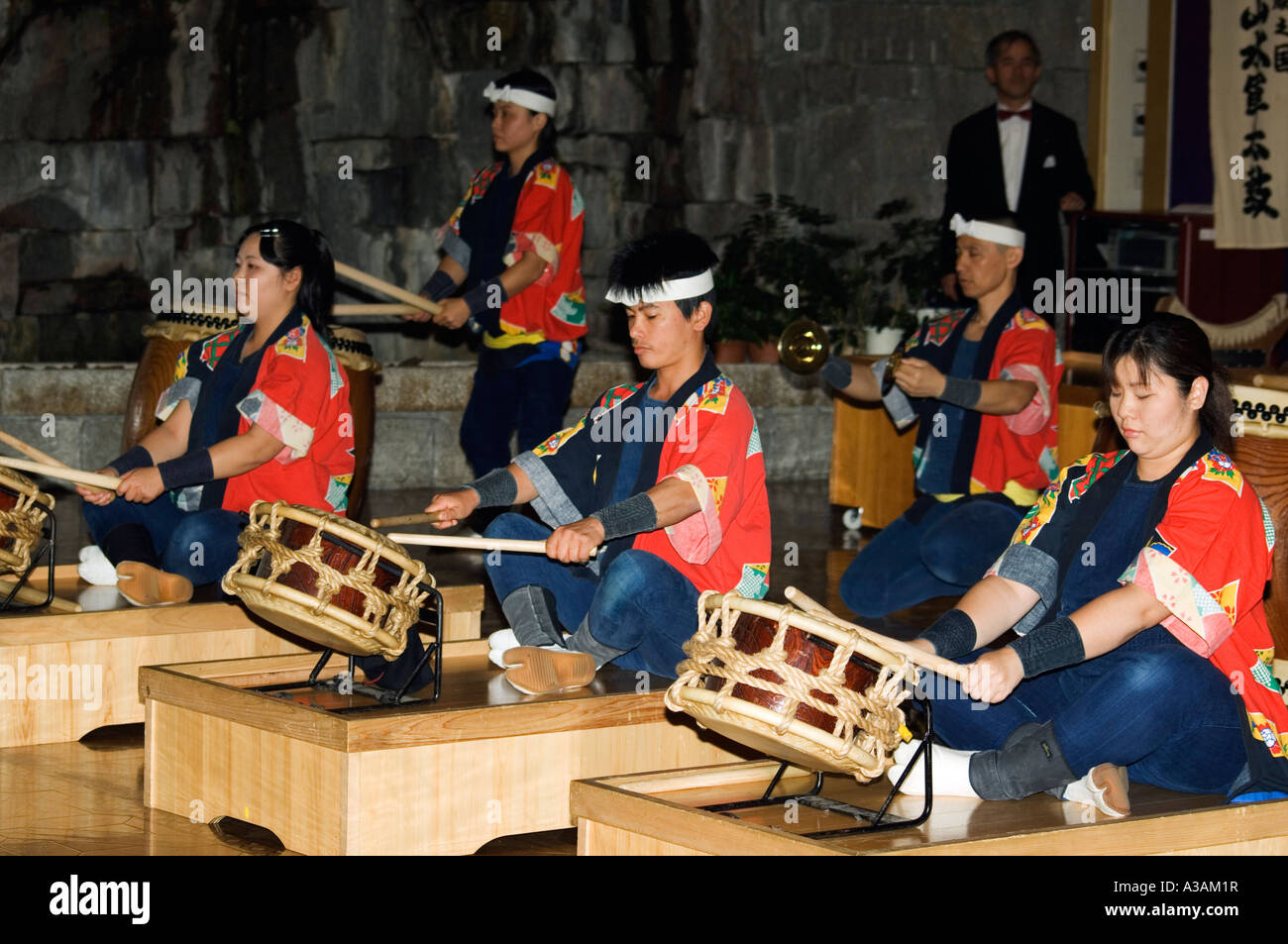 traditional Japanese taiko drumming performance Matsuyama Ehime ...