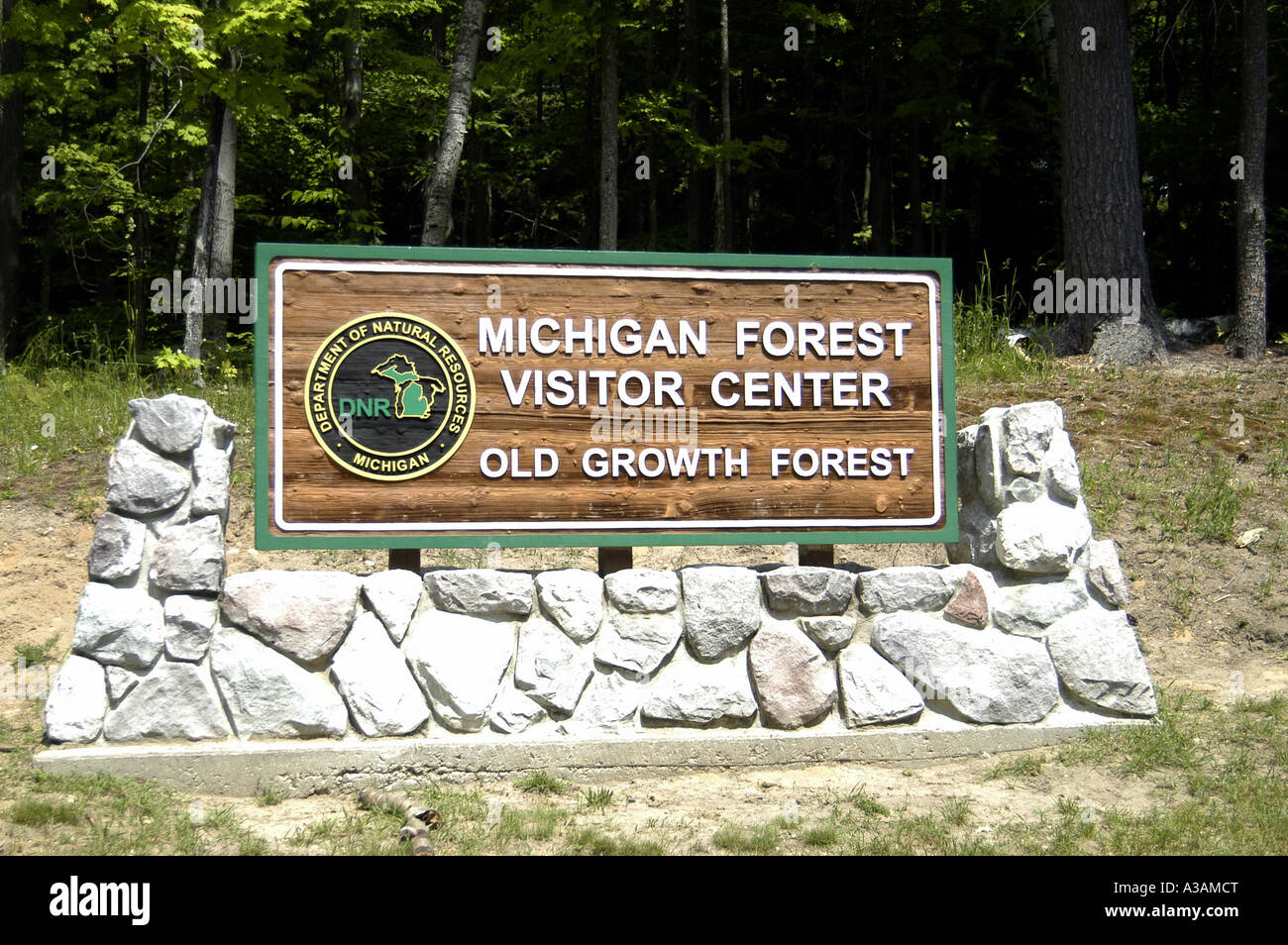 P20 108 Old Growth Forest, Entrance Sign, Hartwick Pines, Michigan ...