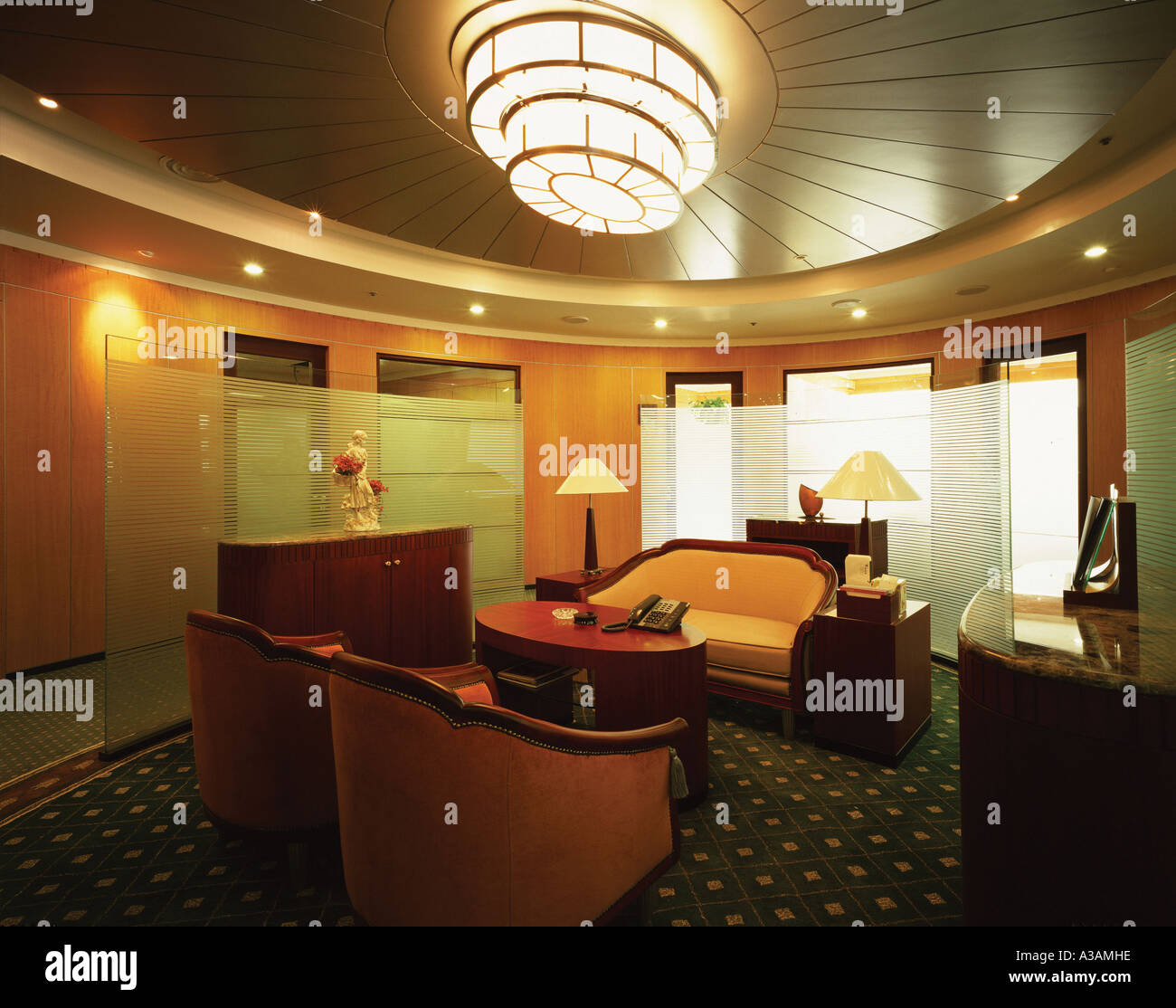 Antechamber hi-res stock photography and images - Alamy