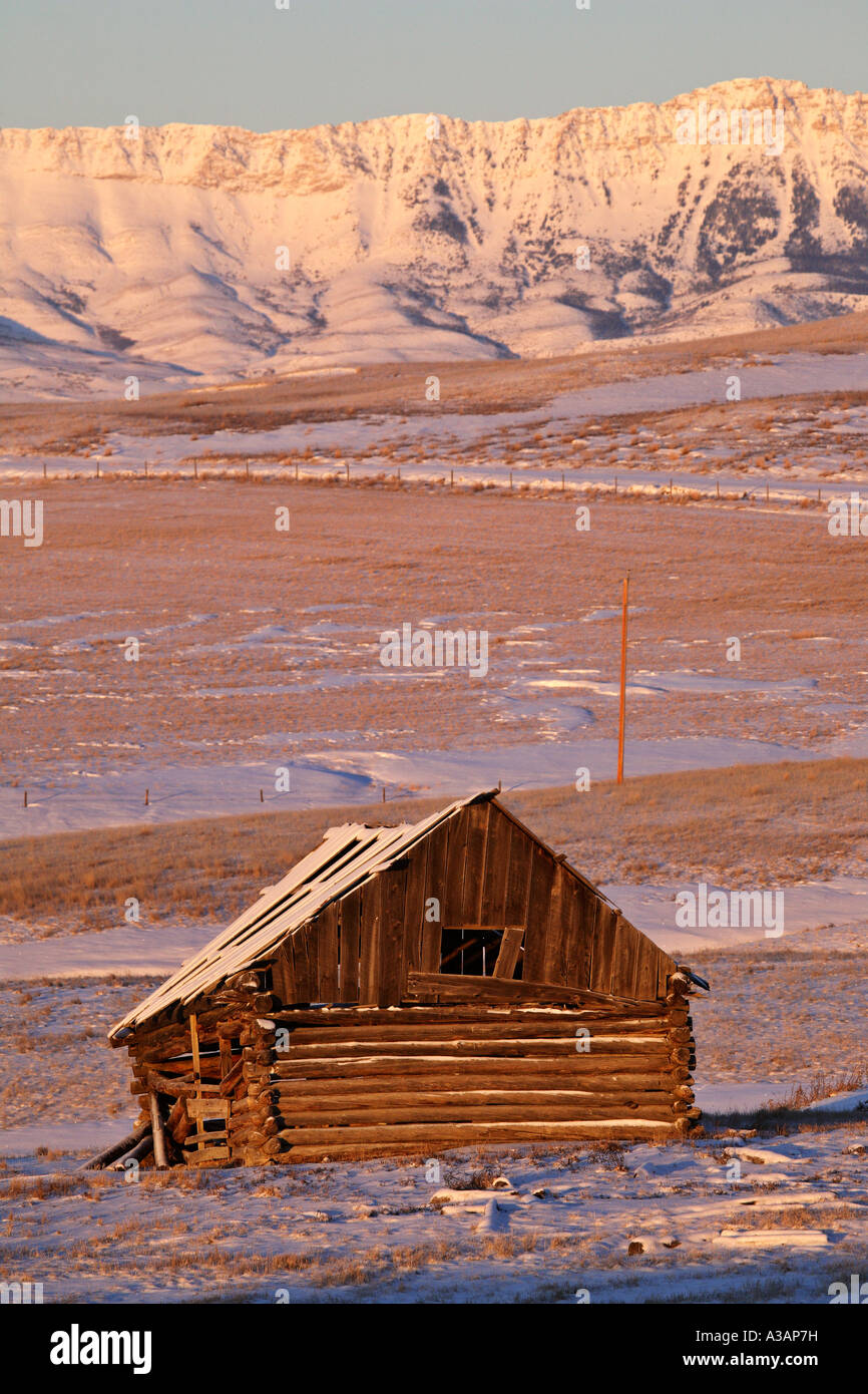 snow covered Rock Mountains in winter Stock Photo - Alamy