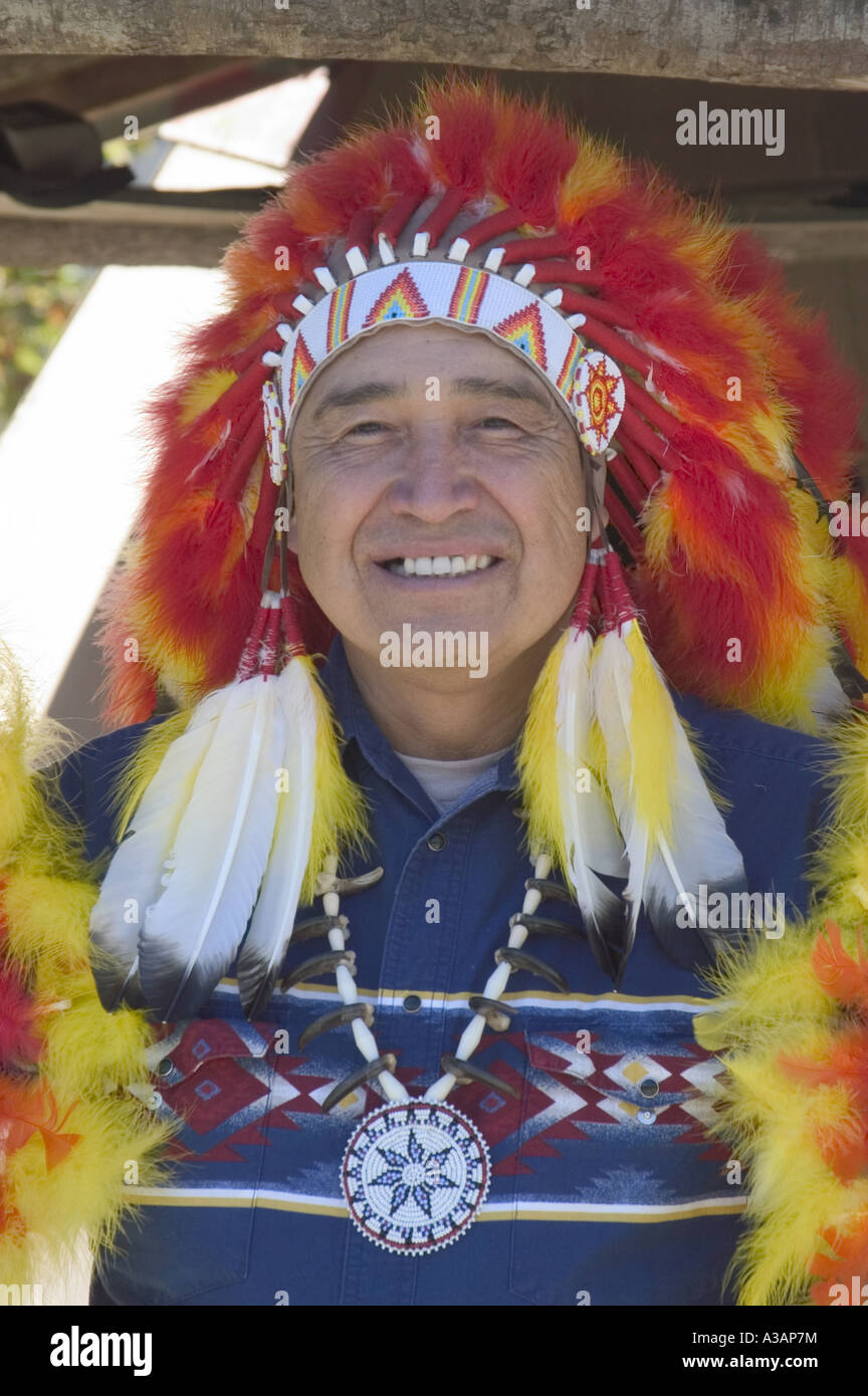 Cherokee indian chief hi-res stock photography and images - Alamy