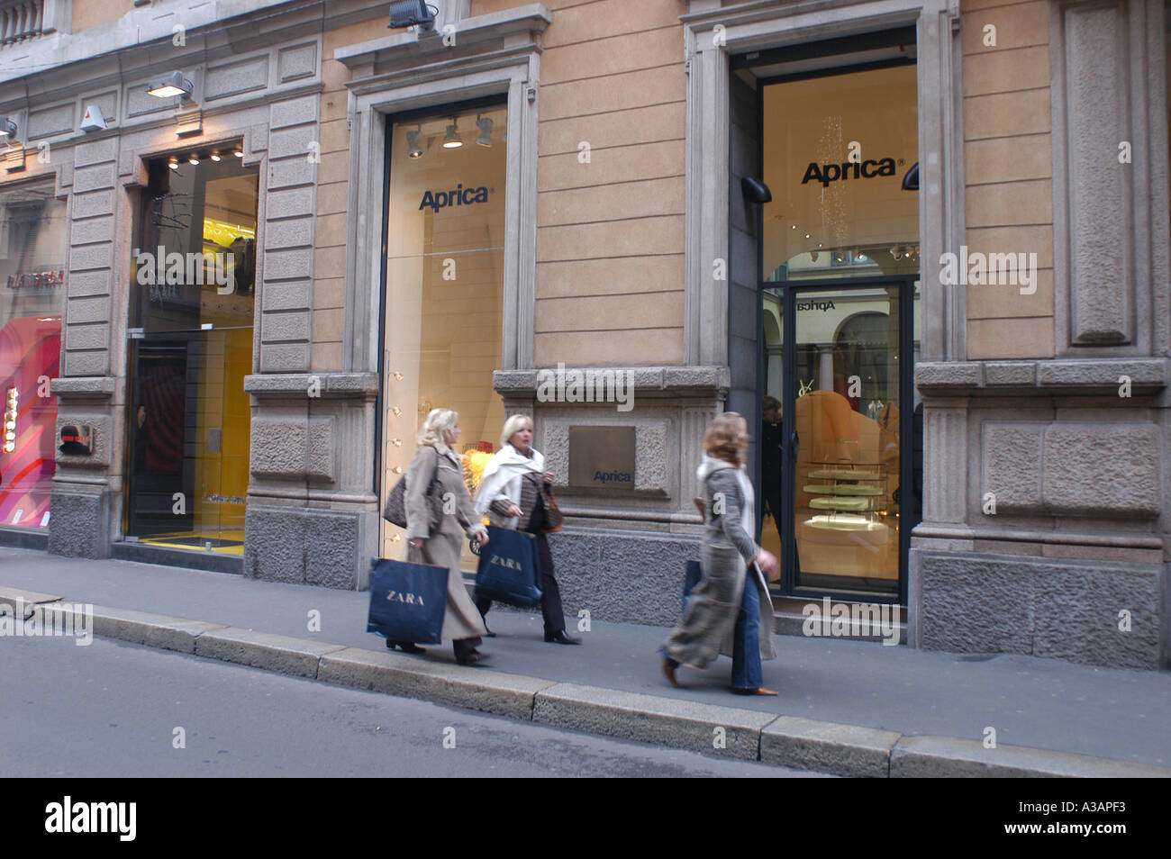 Quadrilatero Doro Milan Golden Shopping Rectangle