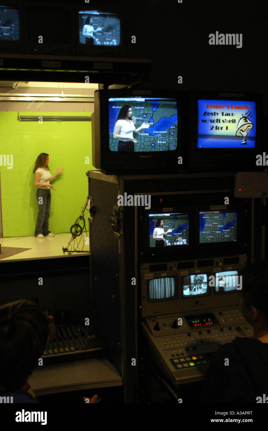 P4 187 School HS TV Studio 2 Stock Photo - Alamy