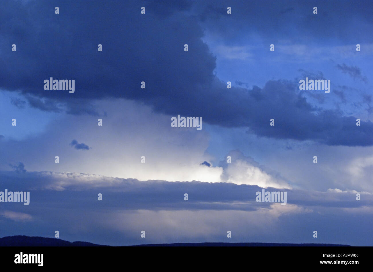 Sunset beautiful cloud formations hi-res stock photography and images ...