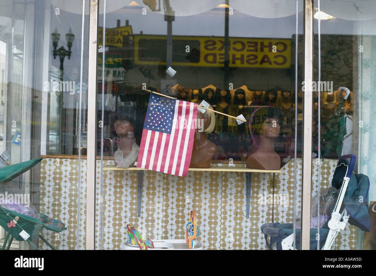 funky retail store window displaying American flag Stock Photo - Alamy