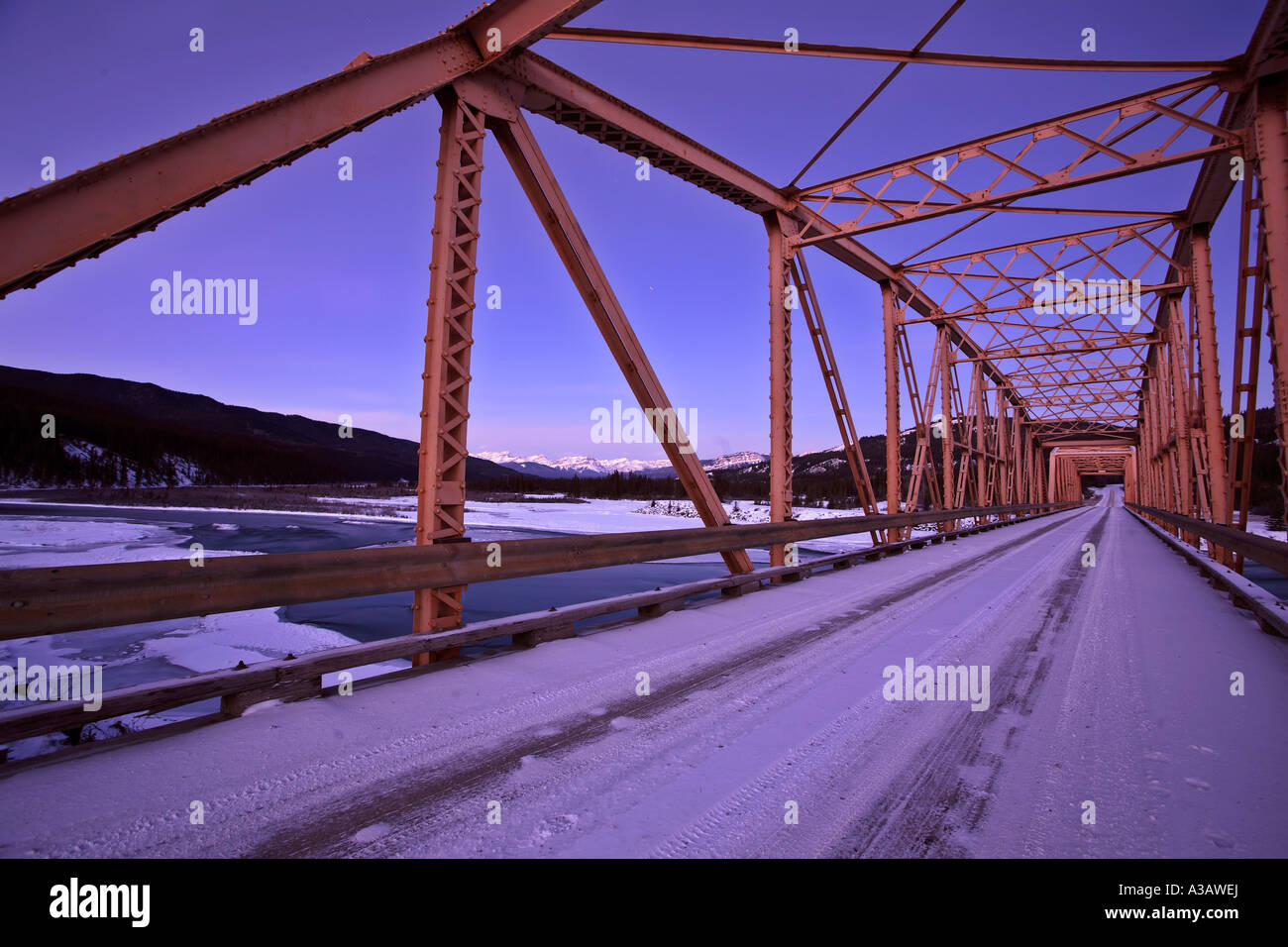 bridge over North Saskatchewan River Stock Photo - Alamy
