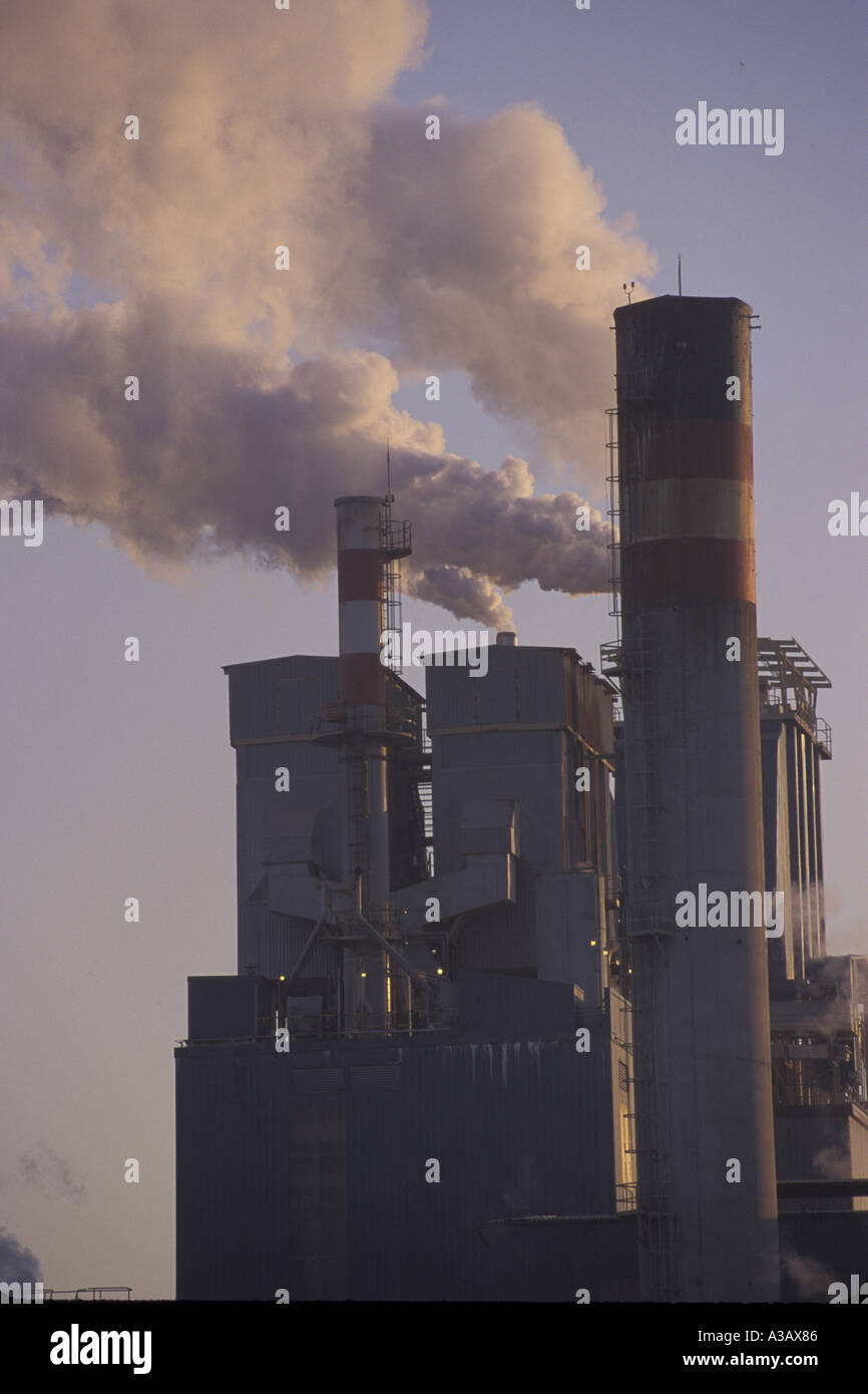 Air pollution suburban areas Zaragoza Spain pollution dump garbage ...